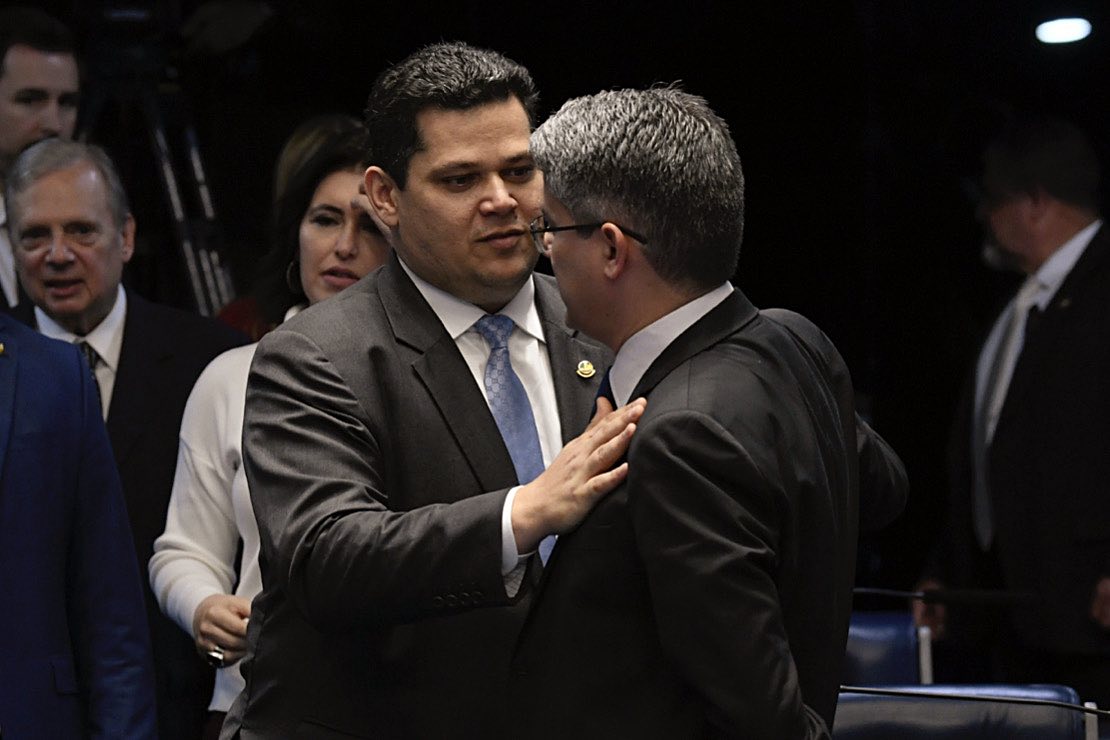 Reeleição no Senado? Carta de Alessandro › NE Notícias