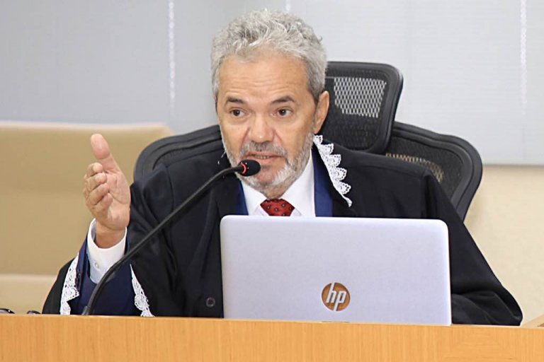 Gilmar Mendes decide sobre Clóvis Barbosa – NE Notícias Gilmar Mendes decide sobre Clóvis Barbosa – NE Notícias